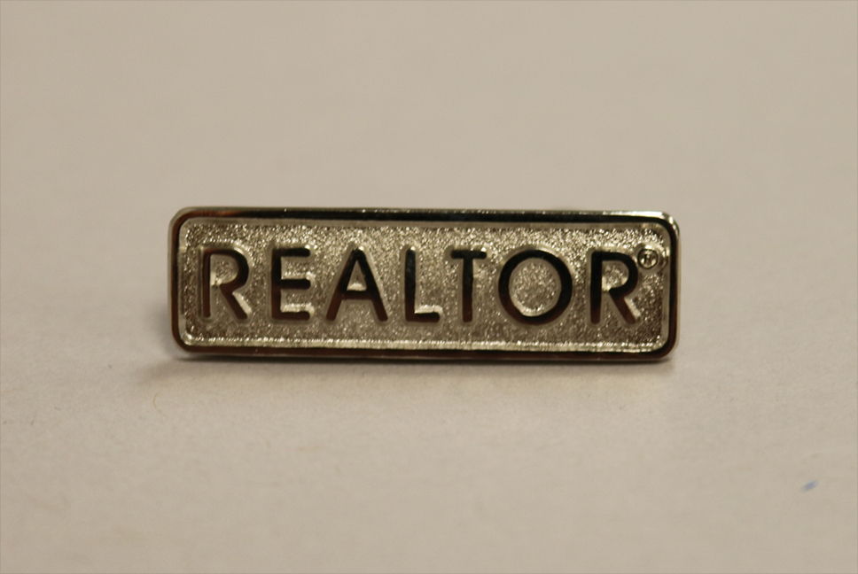 REALTOR® – Silvertone – Realty Shop