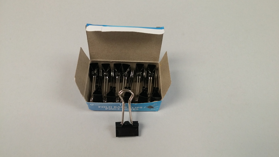 Fold Back Clips – 3/4″ – Realty Shoppe